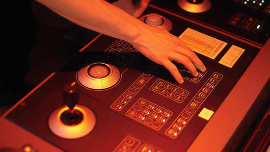 Dynamic Positioning Control Systems: How DP Works