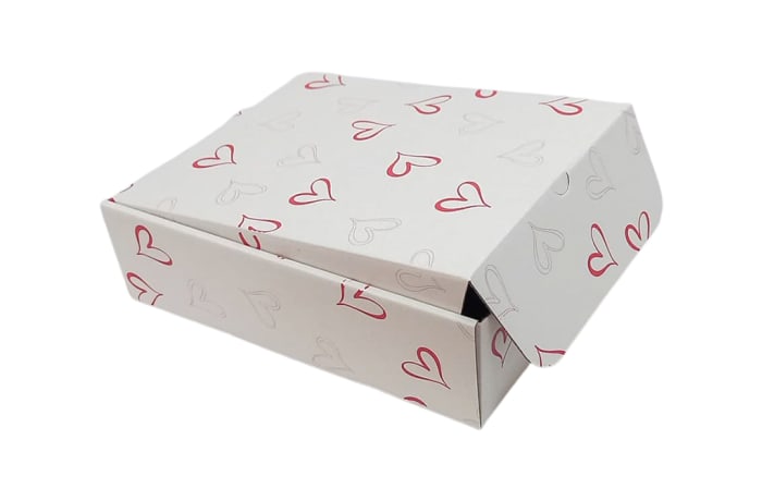 Large White Heart Gift Box | Katies International
