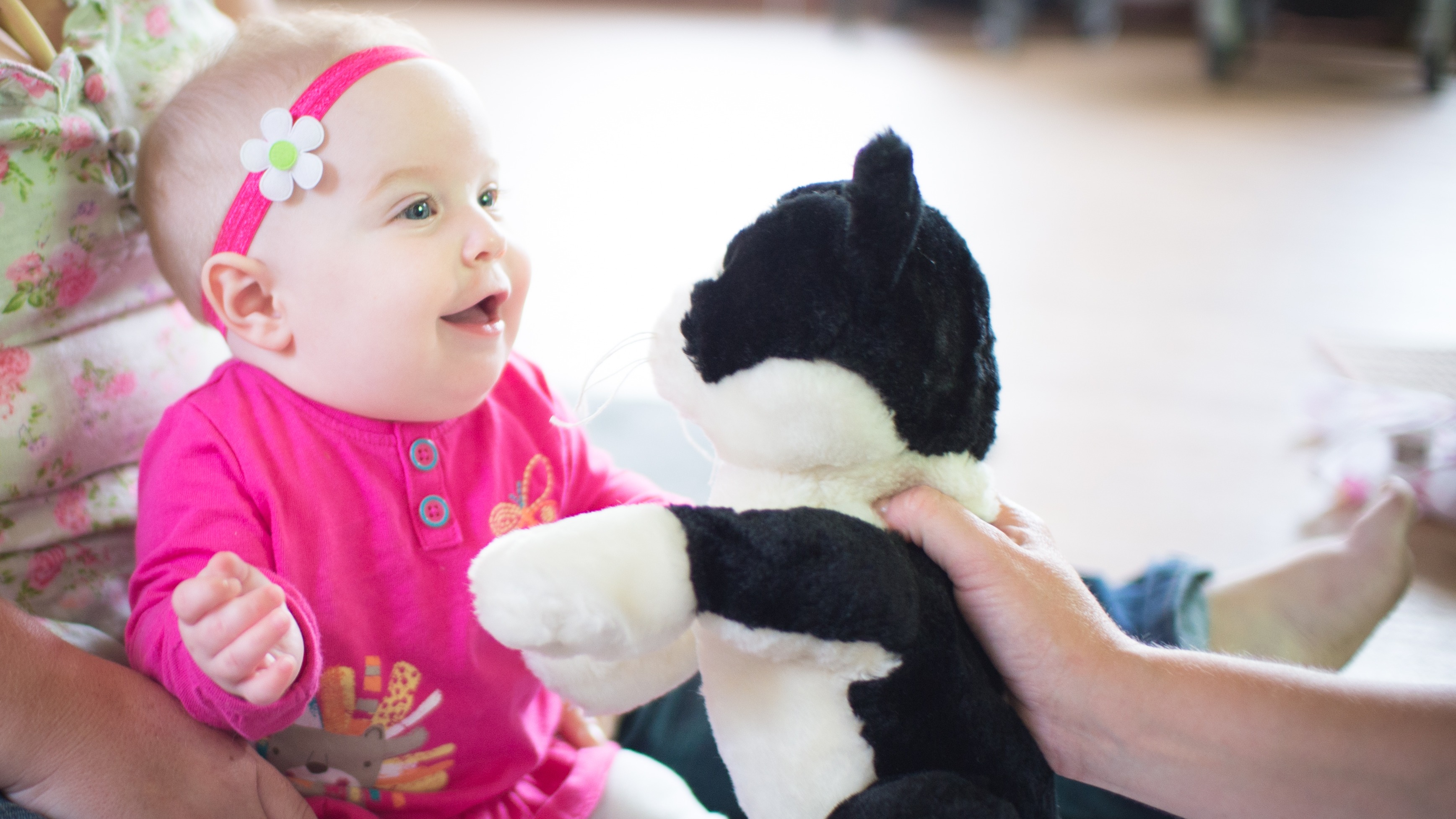 Sing and Sign- Chipping Ongar & Epping | Pebble