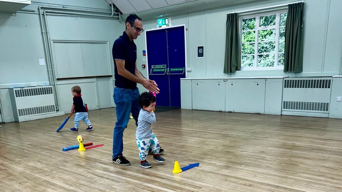 Mini Crickets - Winter Term 2 | Pebble