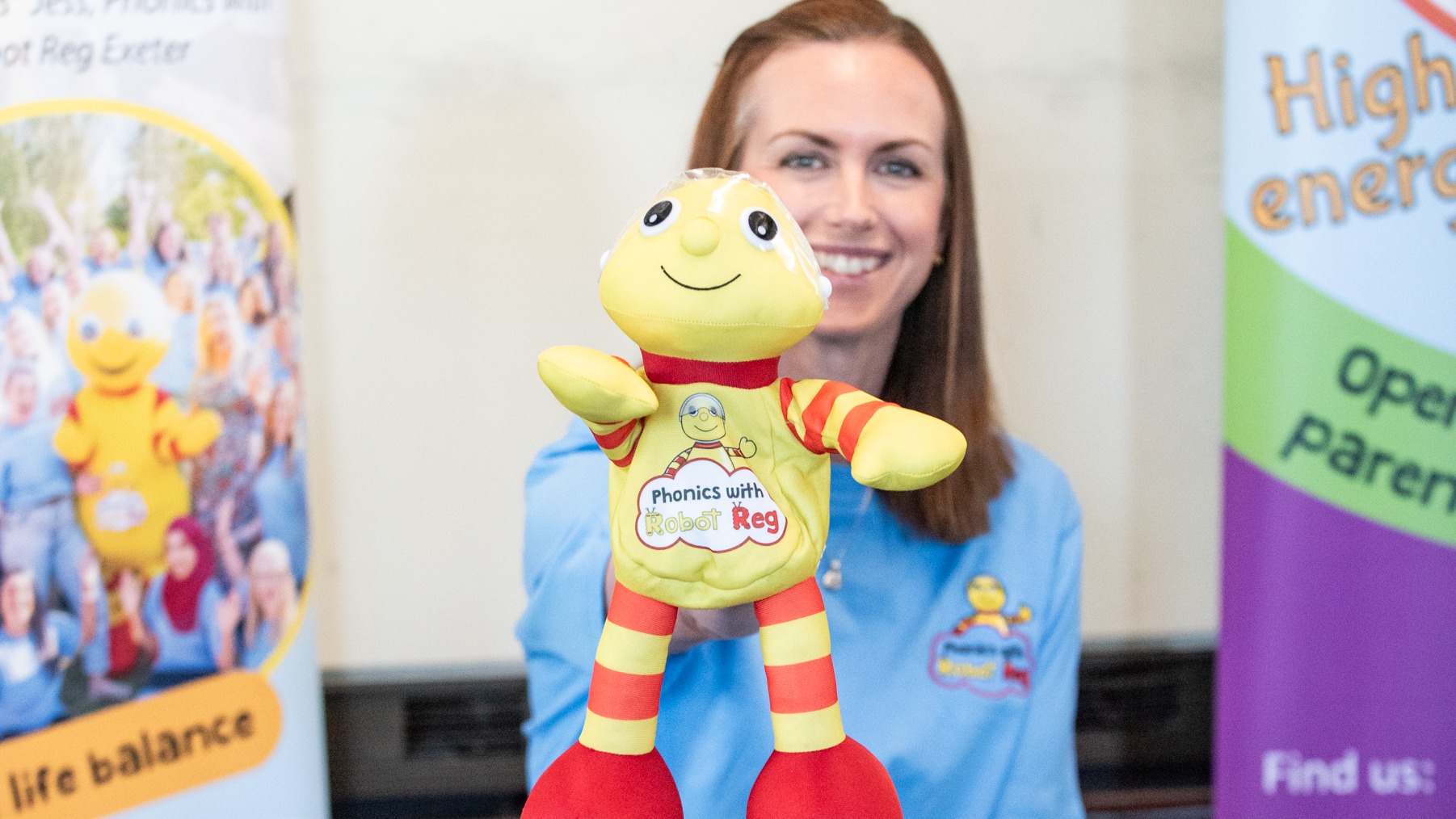 Phonics with Robot Reg East Leeds | Pebble