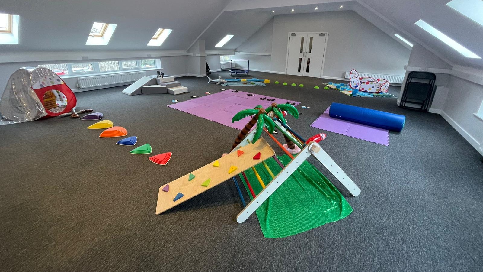 THIS TERM: Mini Play Tots (1-2 years) Apr - May 25 | Pebble