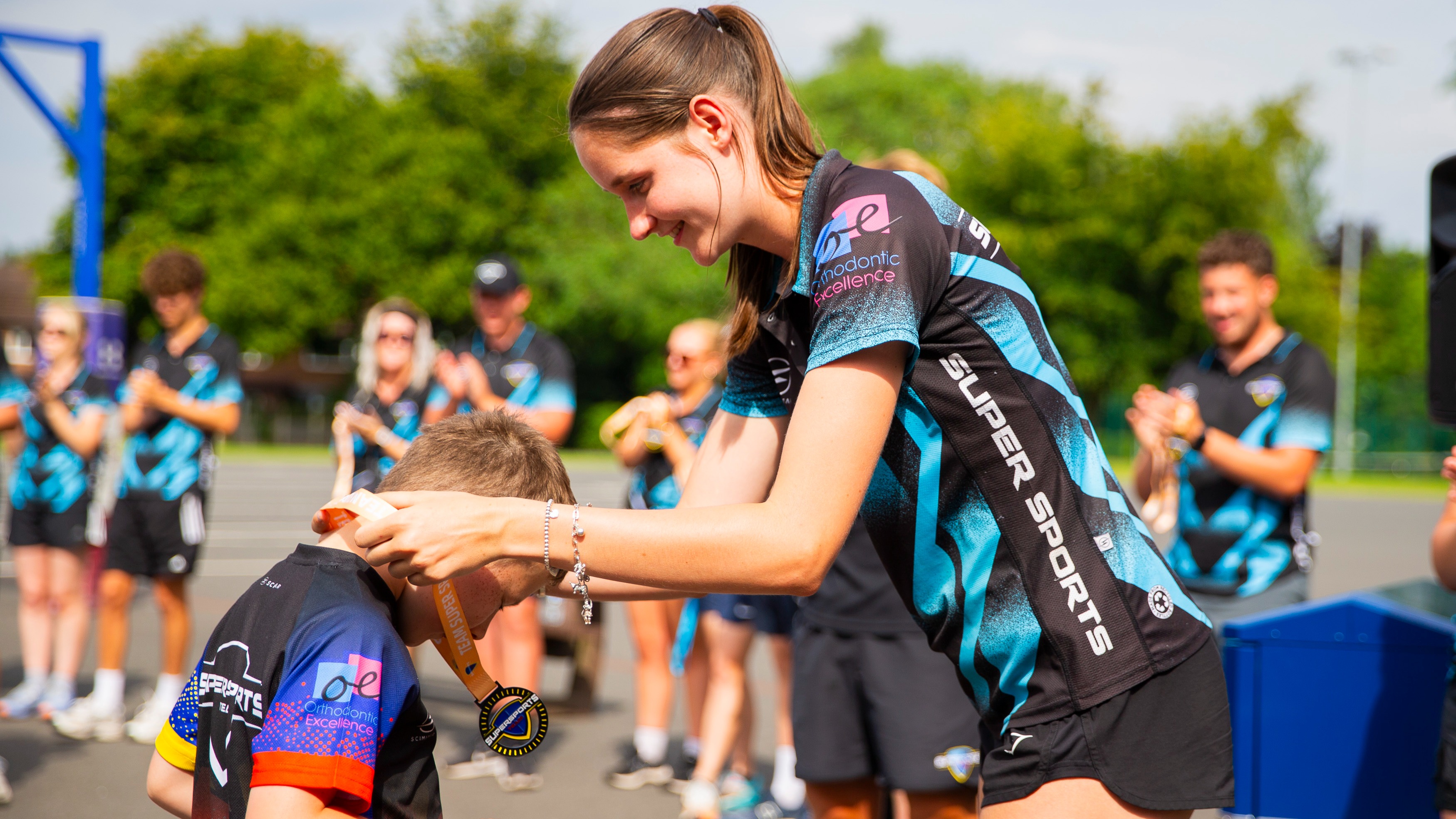 Team Super Sports | Pebble