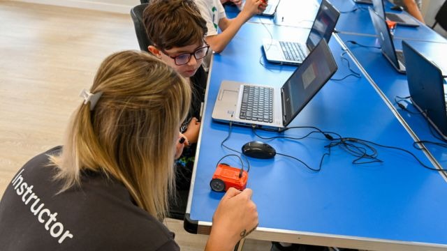 ComputerXplorers Sheffield South | Pebble