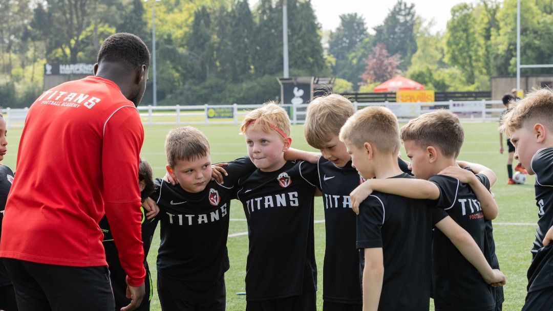 The Titans FA | Pebble