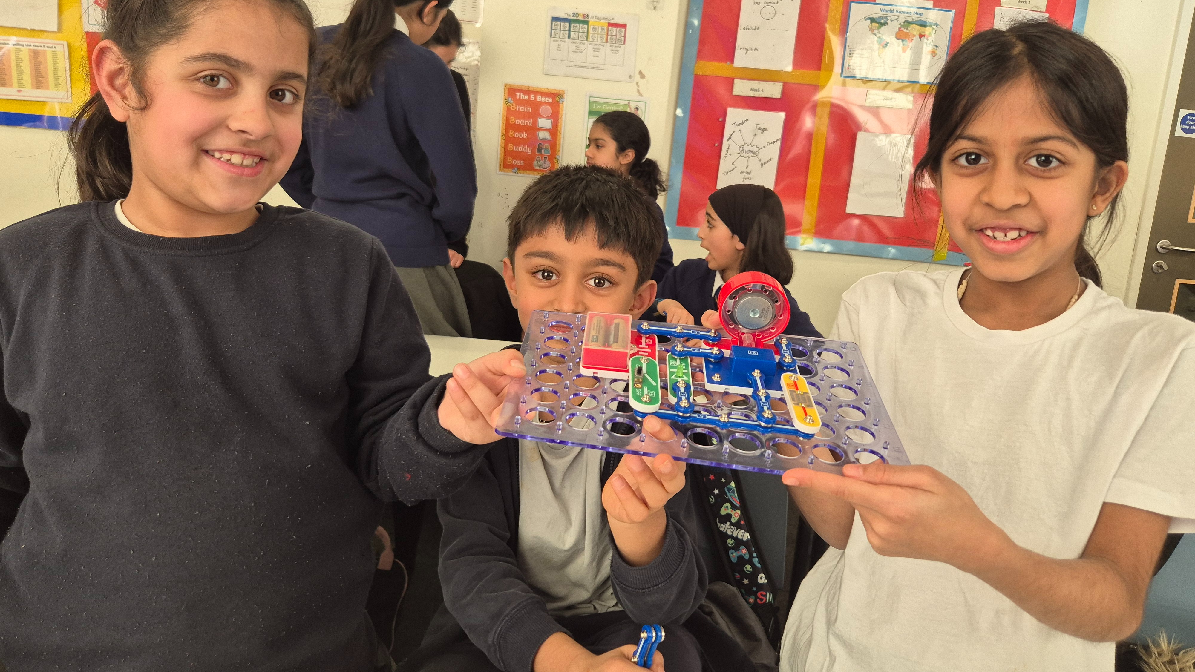 Engineering & Tech Club @ Avanti House Primary School | Pebble