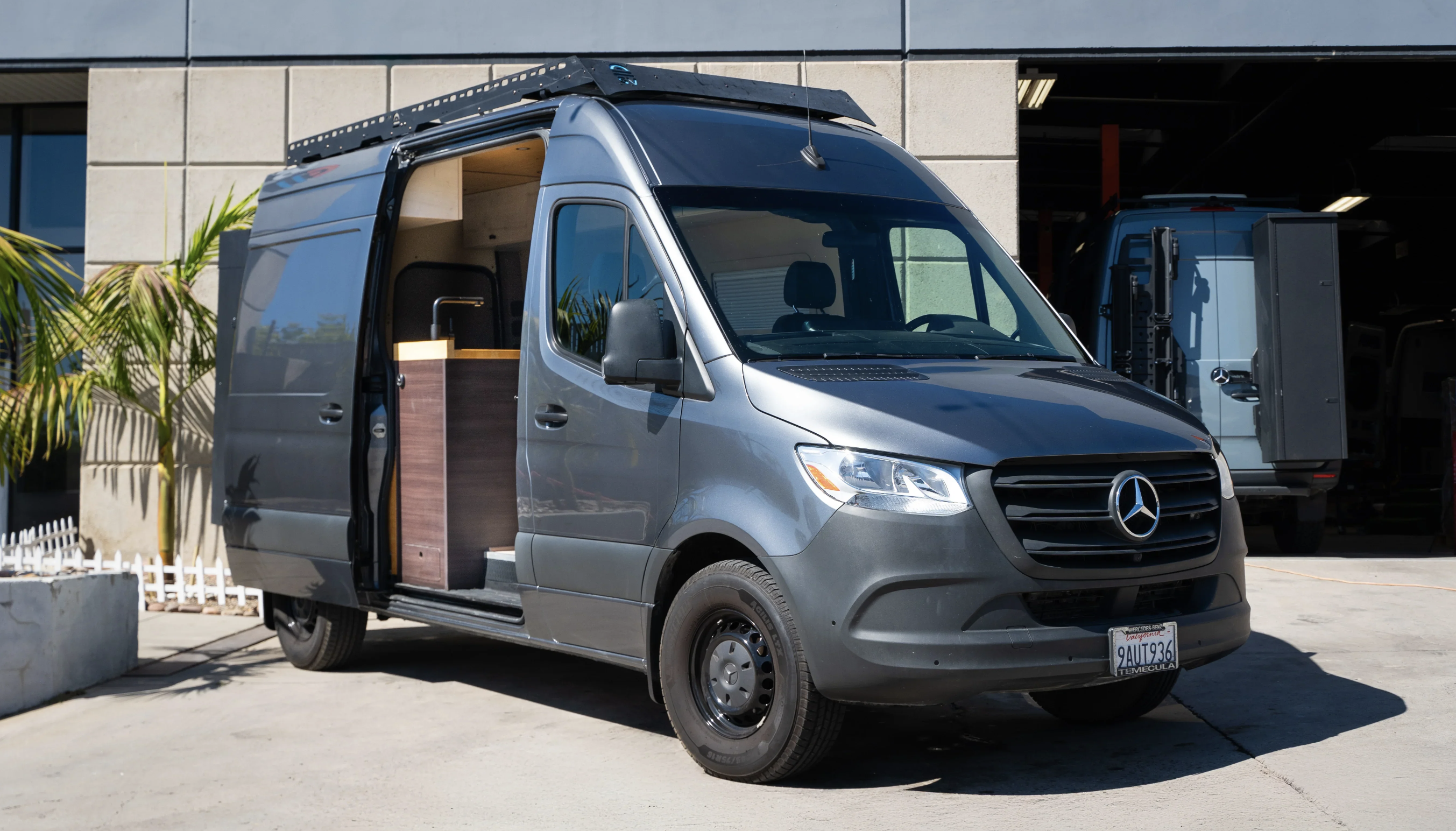 Road Roamer – Camper Vans & DIY Favorites