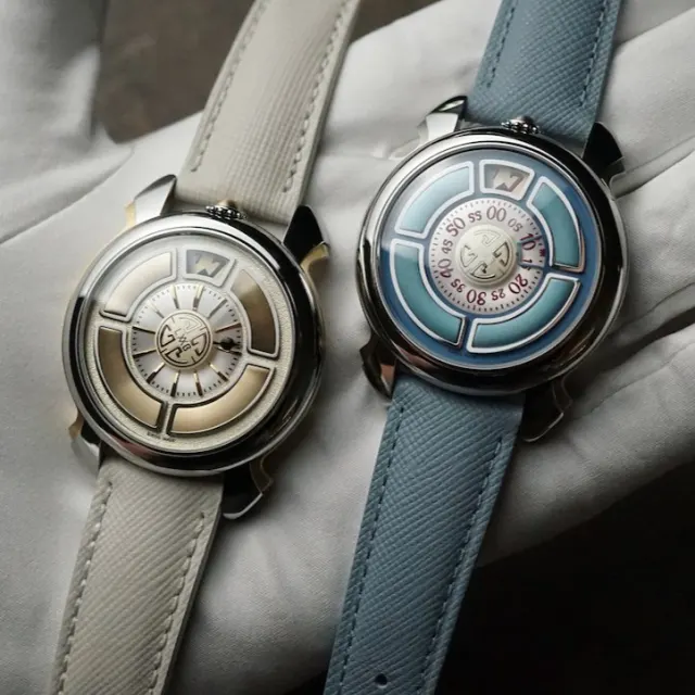 Two New GaGa Laboratorio Labormatics: Enjoying 'Champagne' Near The ...