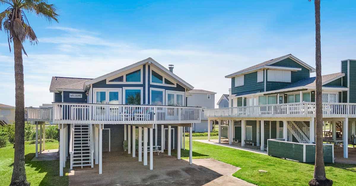 Coastal Cottage - Galveston Pirates Beach Vacation Rental