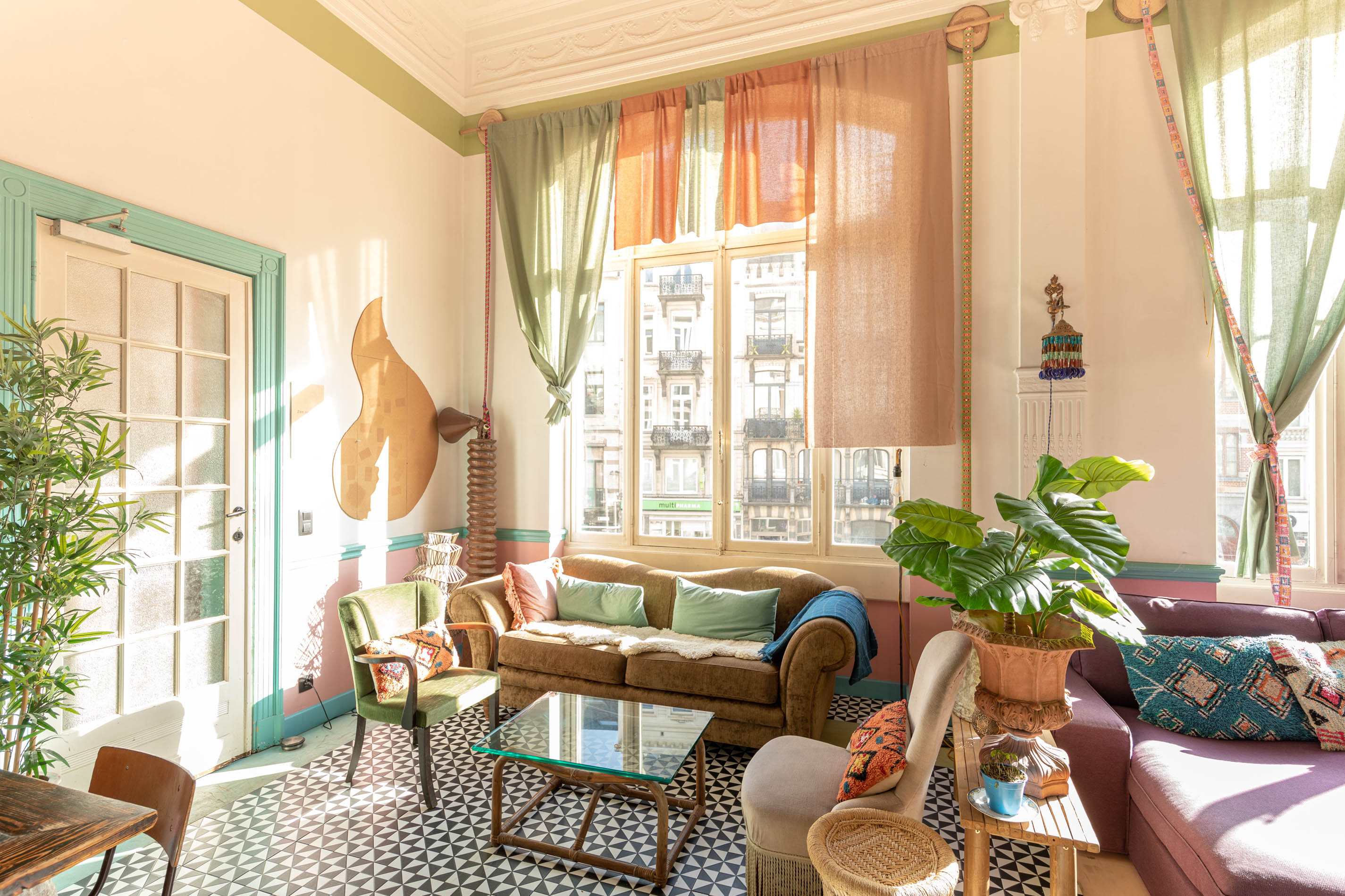 Parvis 16: Premium Cohabitation House in Brussels