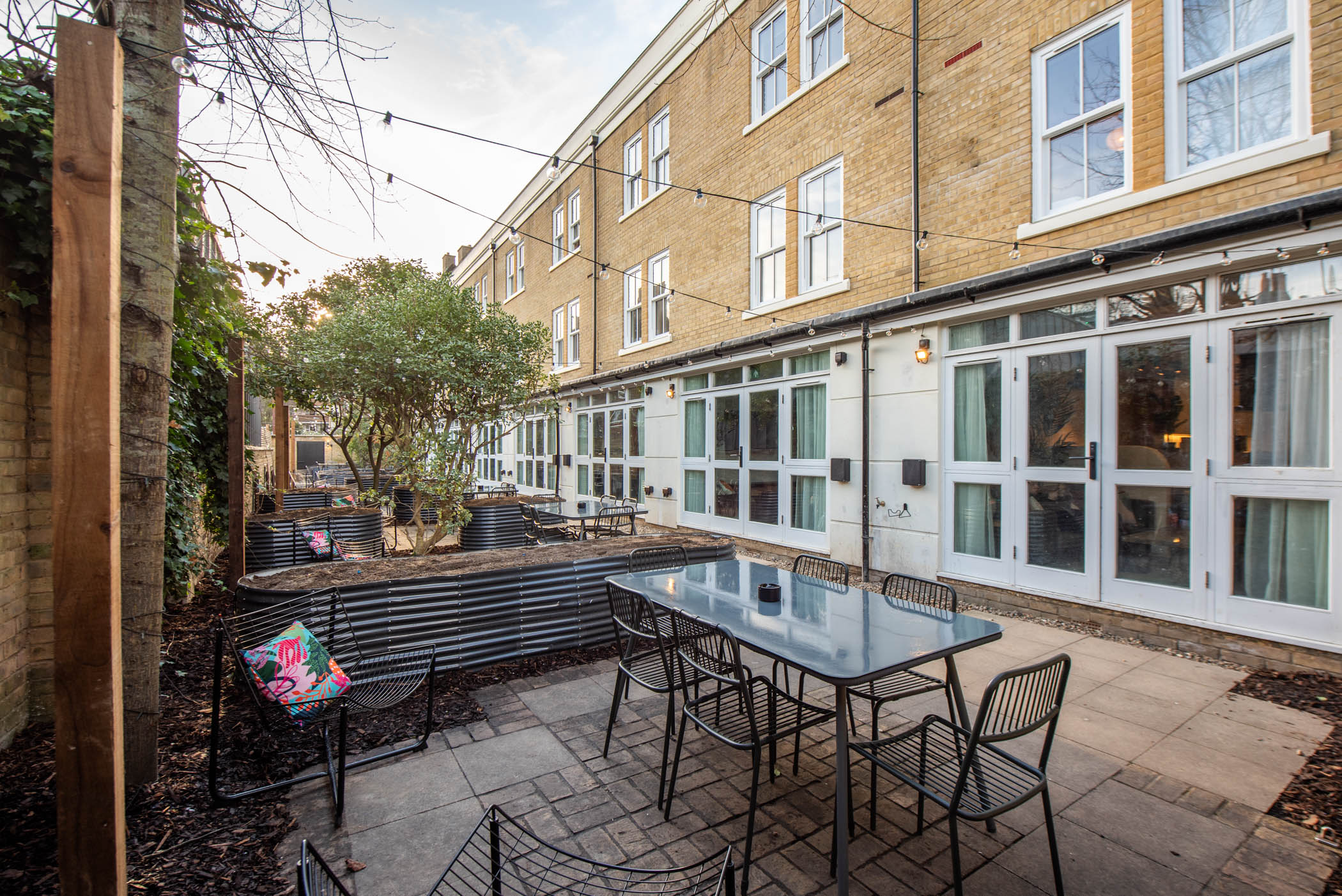 Cozy coliving in London - Cohabs™ Elephant 15