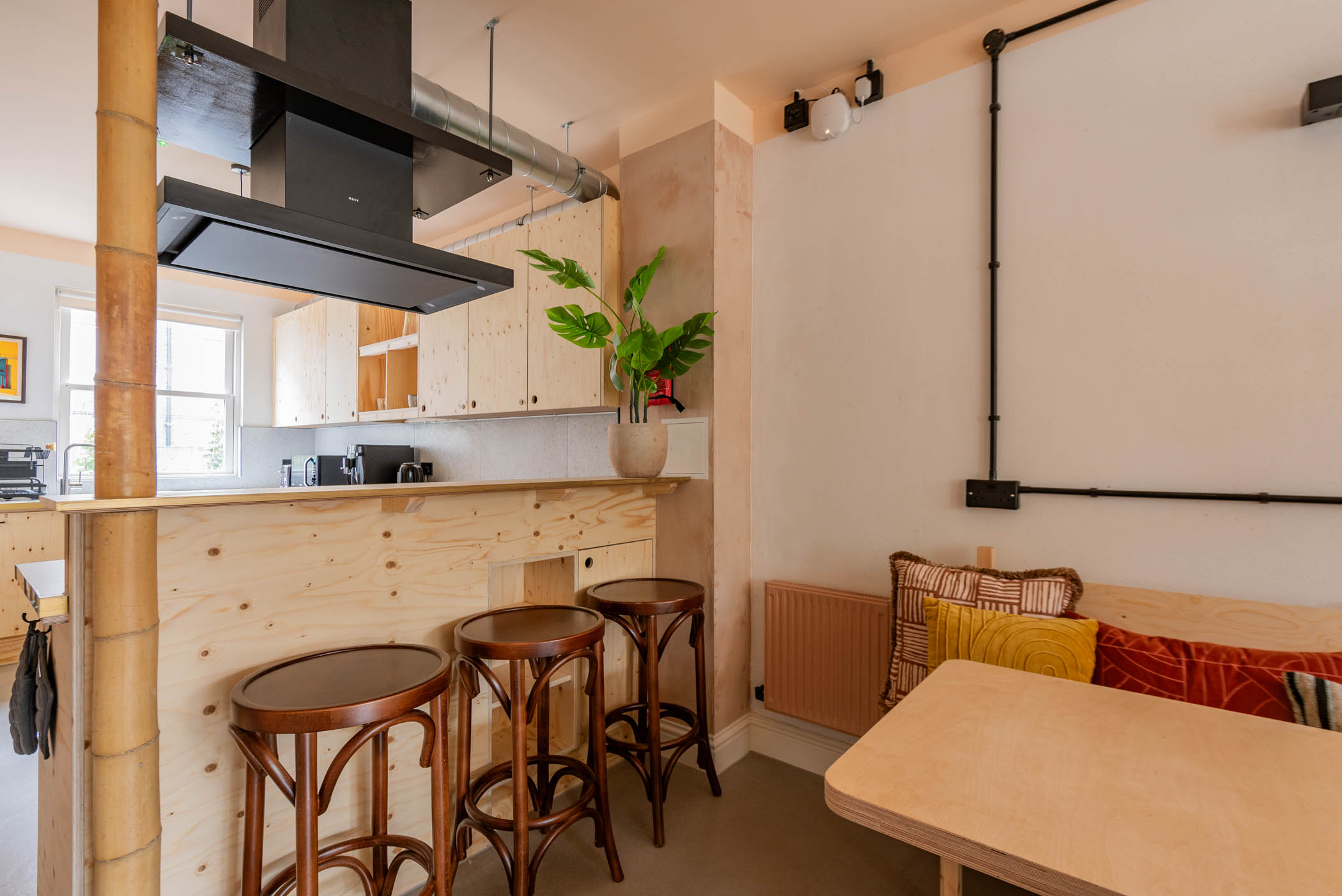 Find your roommates in London - Cohabs™ Elephant 17