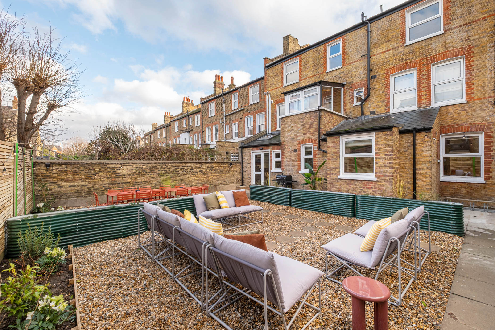 Comfort & Community in the Heart of Tooting