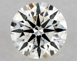 An Expert Guide to I1 Clarity Diamonds | The Diamond Pro
