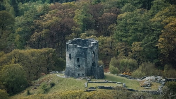 Discovering Welsh Castles - ExploringBritain