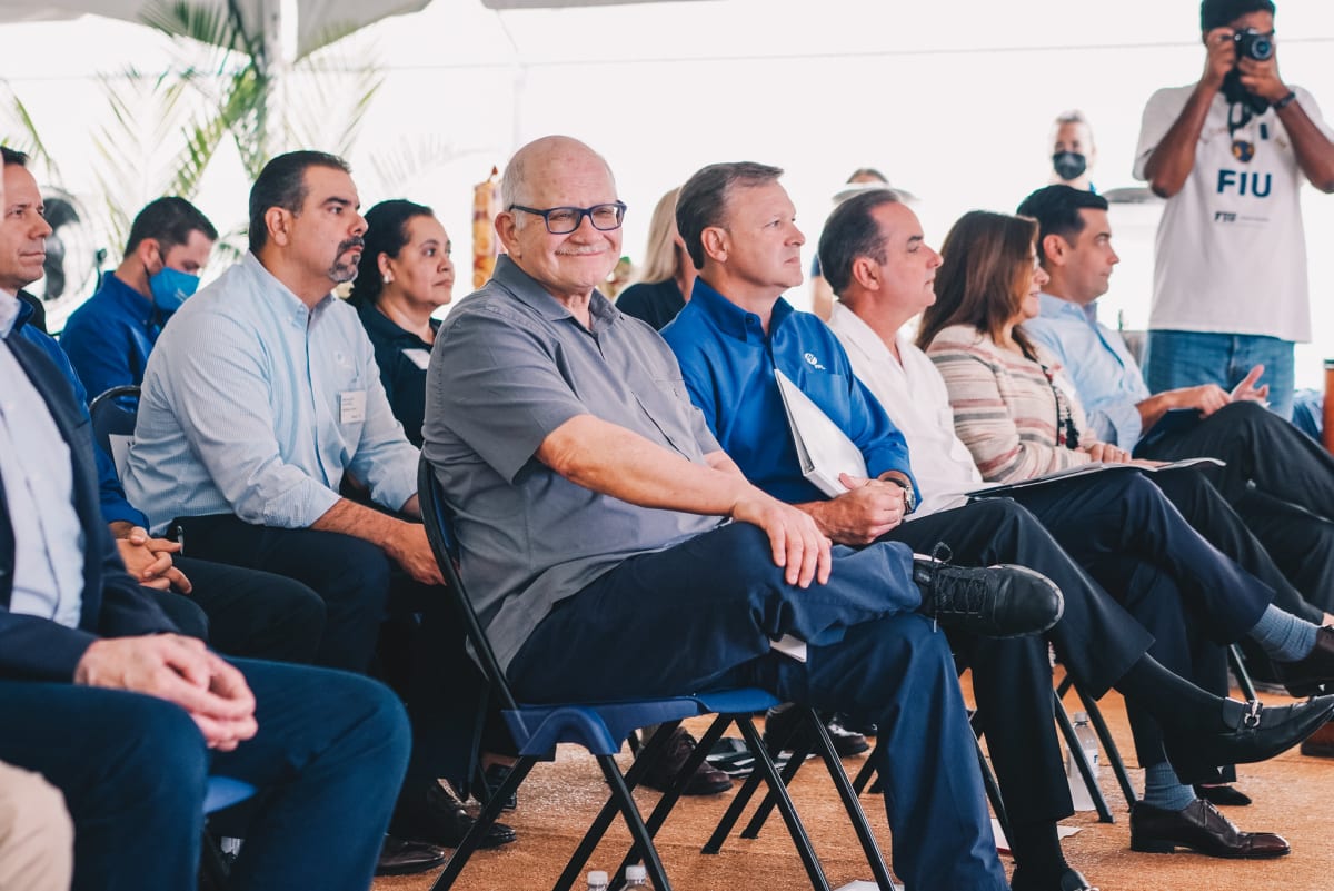 FIU, FPL unveil innovative microgrid and virtual control room at ...