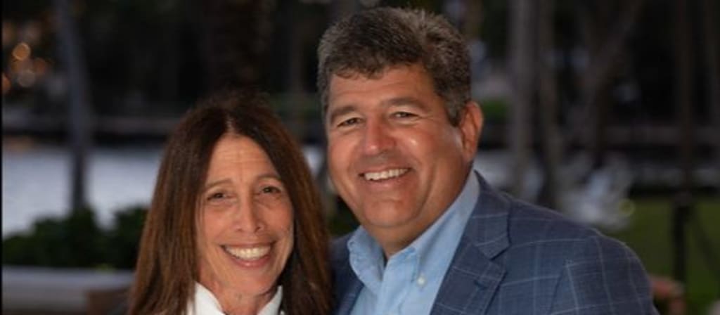 Gift from Taño family establishes full-ride scholarships at FIU Herbert ...