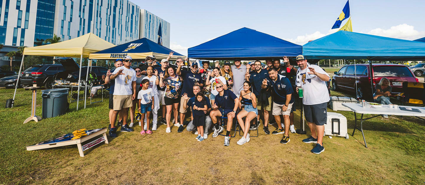 Largest tailgate in FIU history: Epic pork roast competition will ...