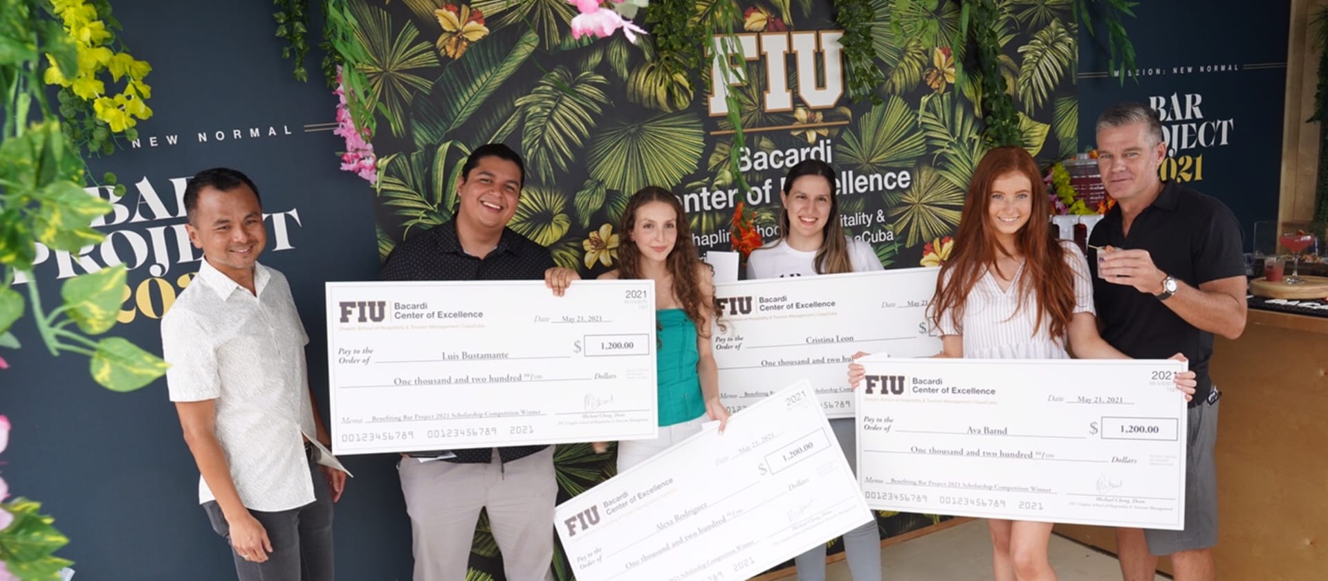 Students debut innovative hospitality concept at the South Beach Wine ...
