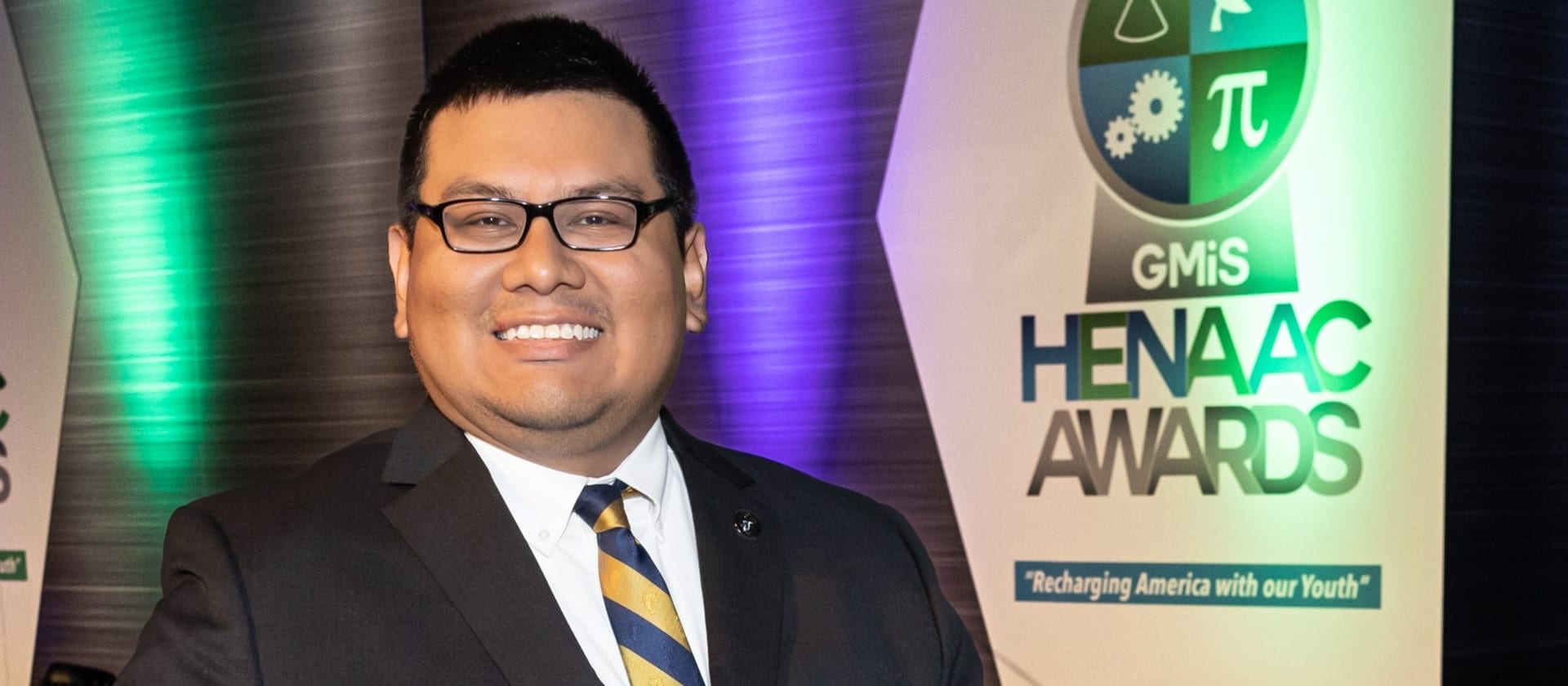 Building connections: How this FIU grad landed a top cybersecurity role ...