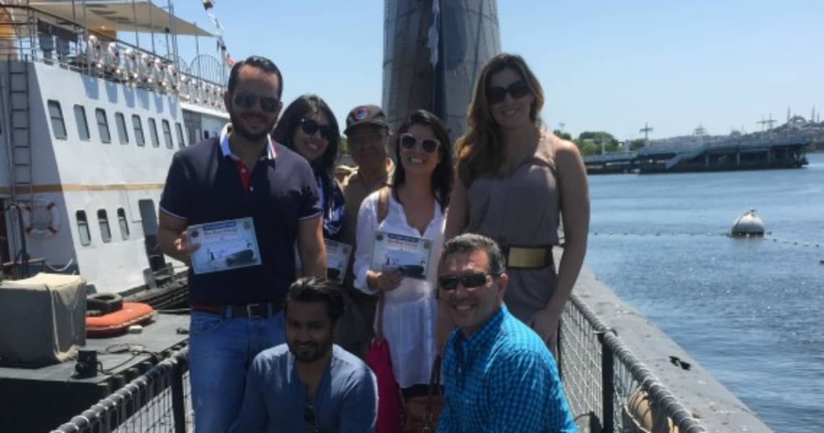 Panther pride and bonding are perks of alumni travel | FIU Magazine ...