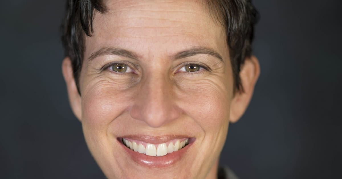 Communicating during a pandemic: What you need to know | FIU News ...