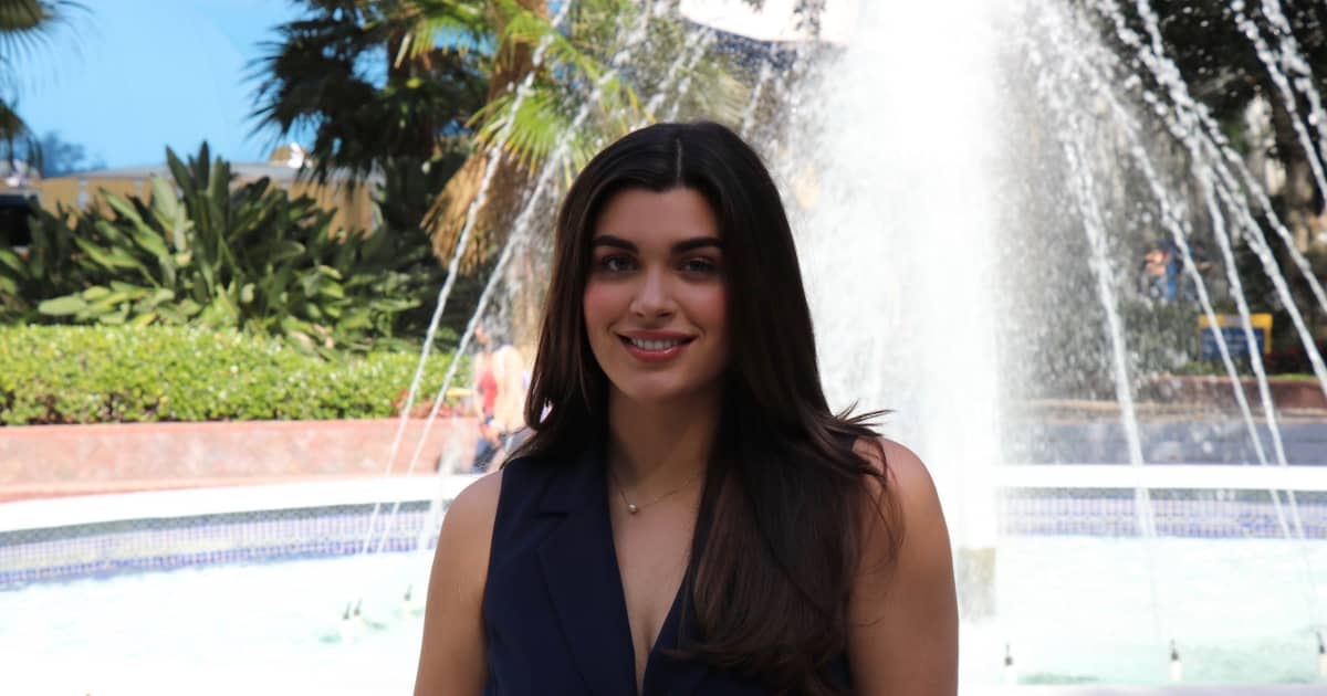 Get to know Alexandra Valdes, student body president | FIU News ... Get to know Alexandra Valdes, student body president | FIU News ...