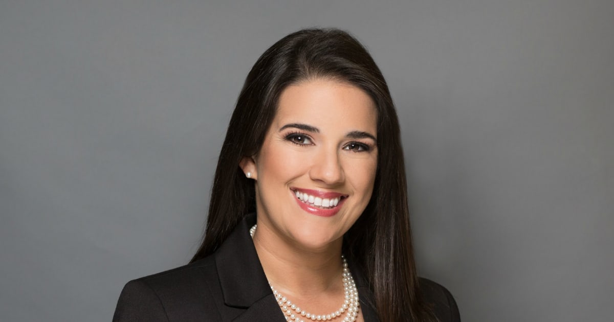 Honors College alumna recognized for her impact as state senator | FIU ...