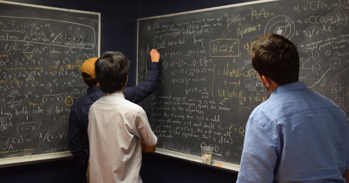 College undergrads attend elite math research program at FIU | FIU News ...