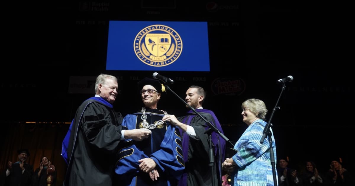 Tradition, ritual and joy: FIU’s sixth president sworn in | FIU News ...
