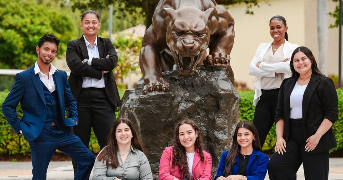 Your Career Fair checklist: Spend time this weekend preparing to make ...