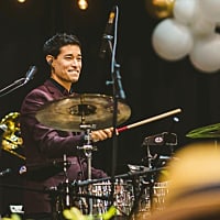 Tony Succar accepts Best Tropical Latin Album Grammy | FIU News ...