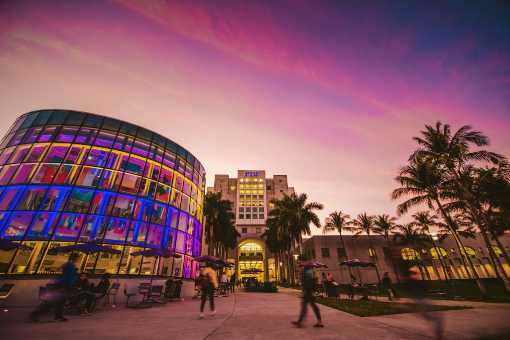 December in photos: Grad caps, celebrations and a great gift | FIU News ...