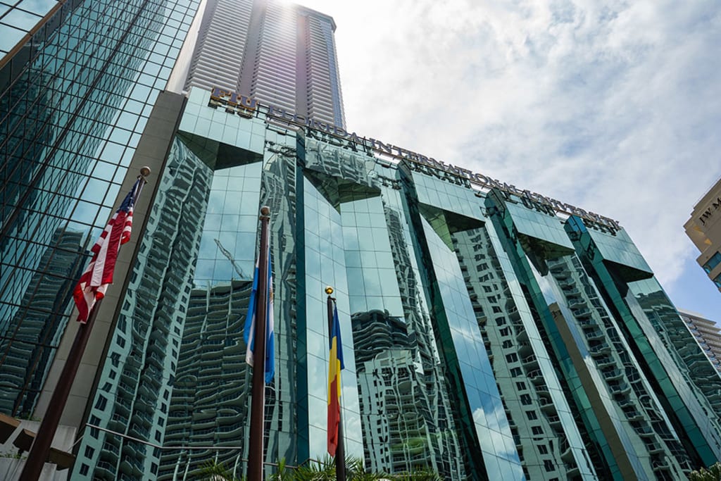 May in photos: Commencement, orientation and the No. 1 spot | FIU News ...