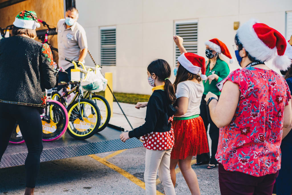 FIU delivers toys to elementary school children | FIU News - Florida ... FIU delivers toys to elementary school children | FIU News - Florida ...