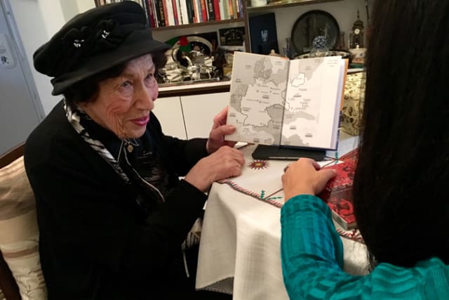 ‘My meeting with Hannah Goslar, Anne Frank’s best friend’ | FIU News ...