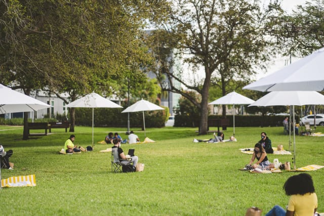 February 2021 in photos: Events on campus, a great gift and sports ...