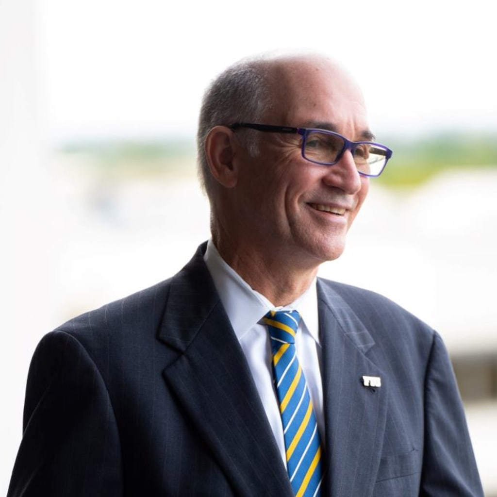 President Kenneth A. Jessell: 'Happy Thanksgiving!' | FIU News ...