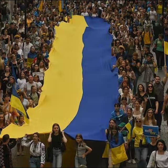 Ukraine’s new wartime unity lays the groundwork for eventual rebuilding ...