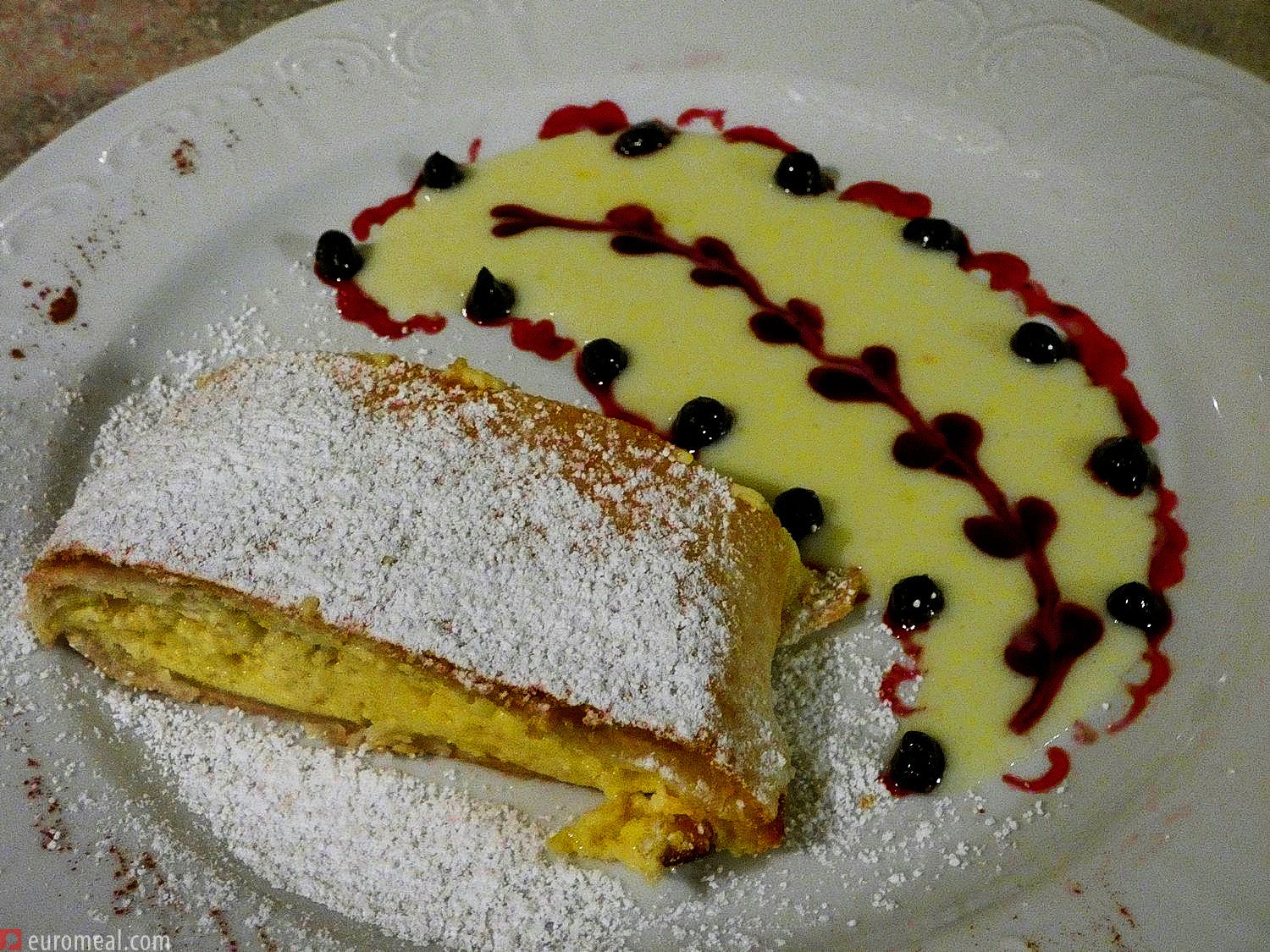 Curd Cheese "Strudel"- typical Austrian cake with puff pastry ...