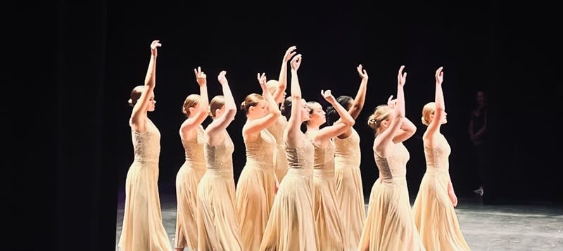 Defining the Difference Between Modern, Lyrical, and Contemporary Dance