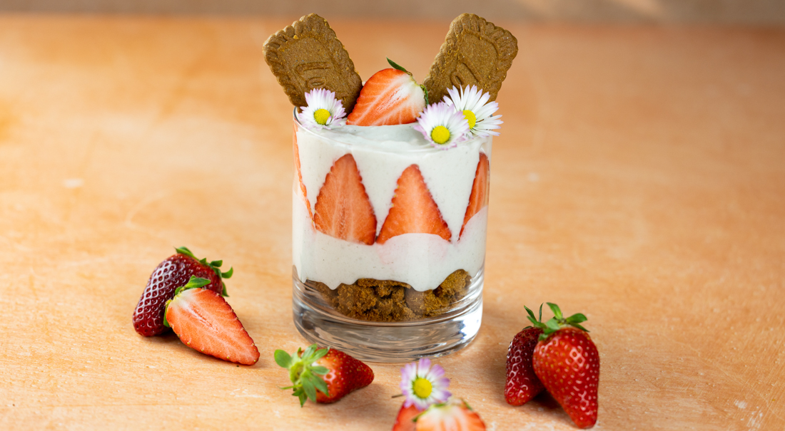 Veganes Dessert im Glas Rezept von MPREIS