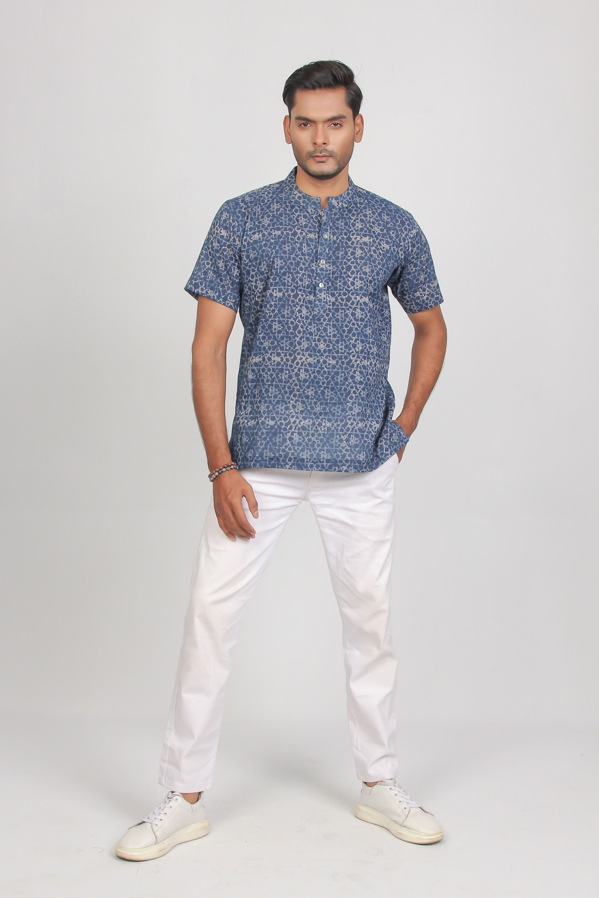 Biennialz Voil Fotua