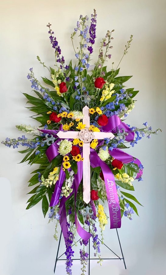 Cross Easel Spray in Tulsa, OK | Mrs. DeHavens Flower Shop