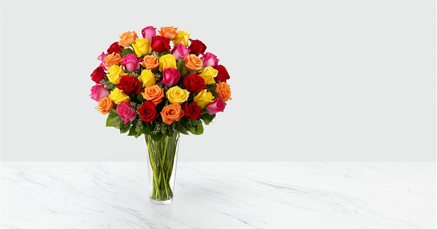 The FTD Bright Spark Rose Bouquet E4-4809