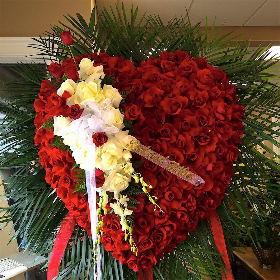 Red Rose Heart | funeralflowers