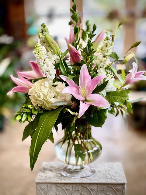 Classic Lydia Flower Delivery Kokomo IN - Banner Flower House