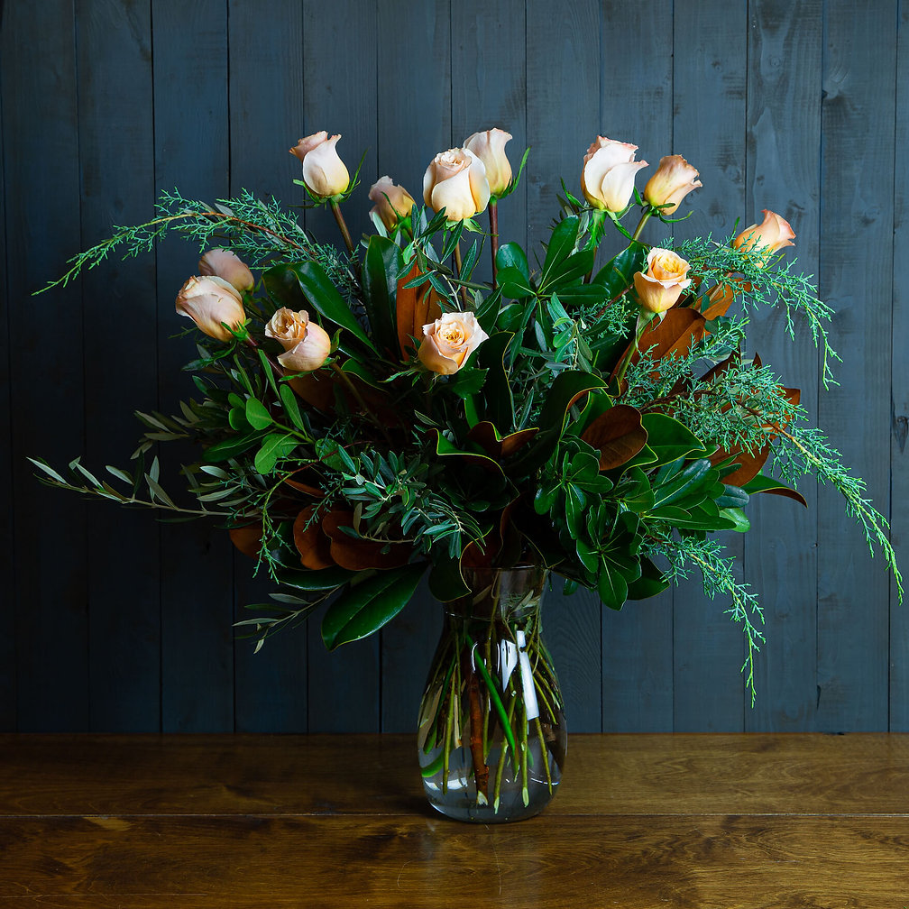 One Dozen Peach Roses | IVORY FLORIST