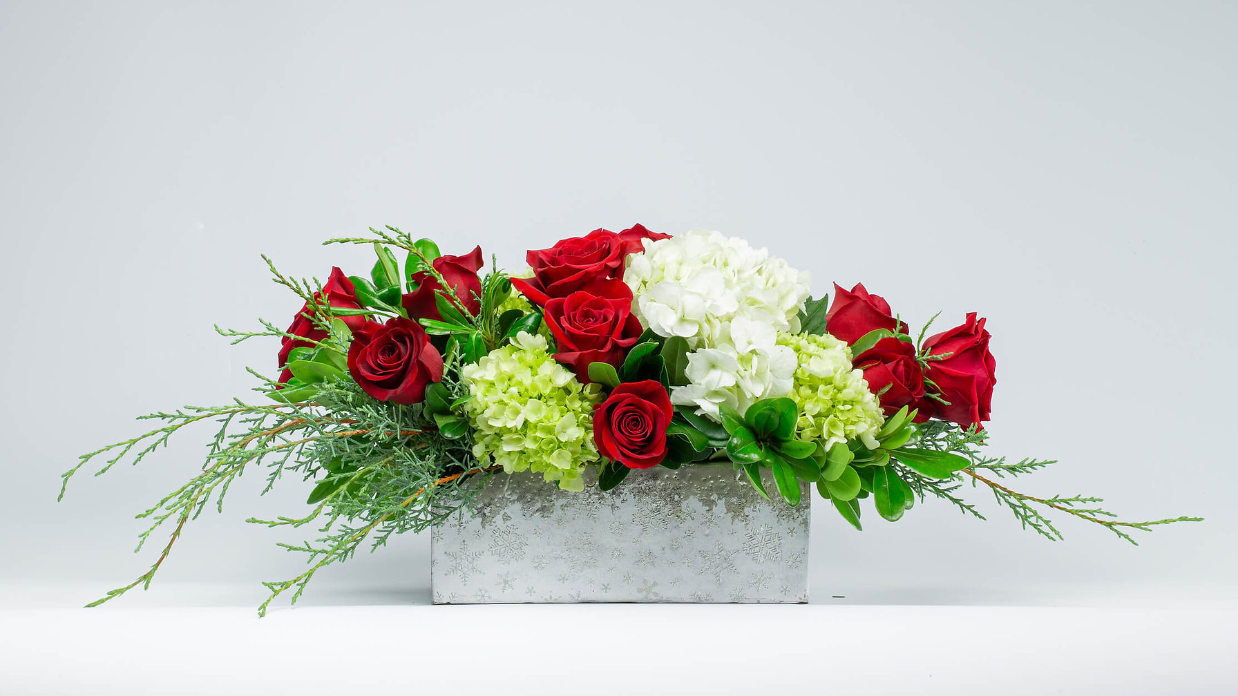 Very Merry | IVORY FLORIST
