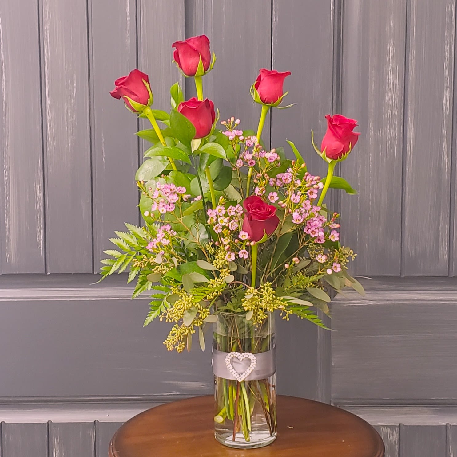 Classic Half Dozen Roses in Cambridge, MN | Cambridge Floral